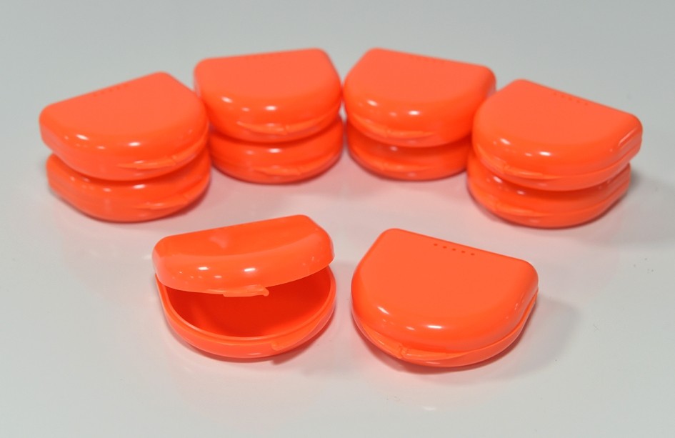 Bracon High Gloss Retainer Boxes - Orange - Pack of 10 - Orthodontic ...